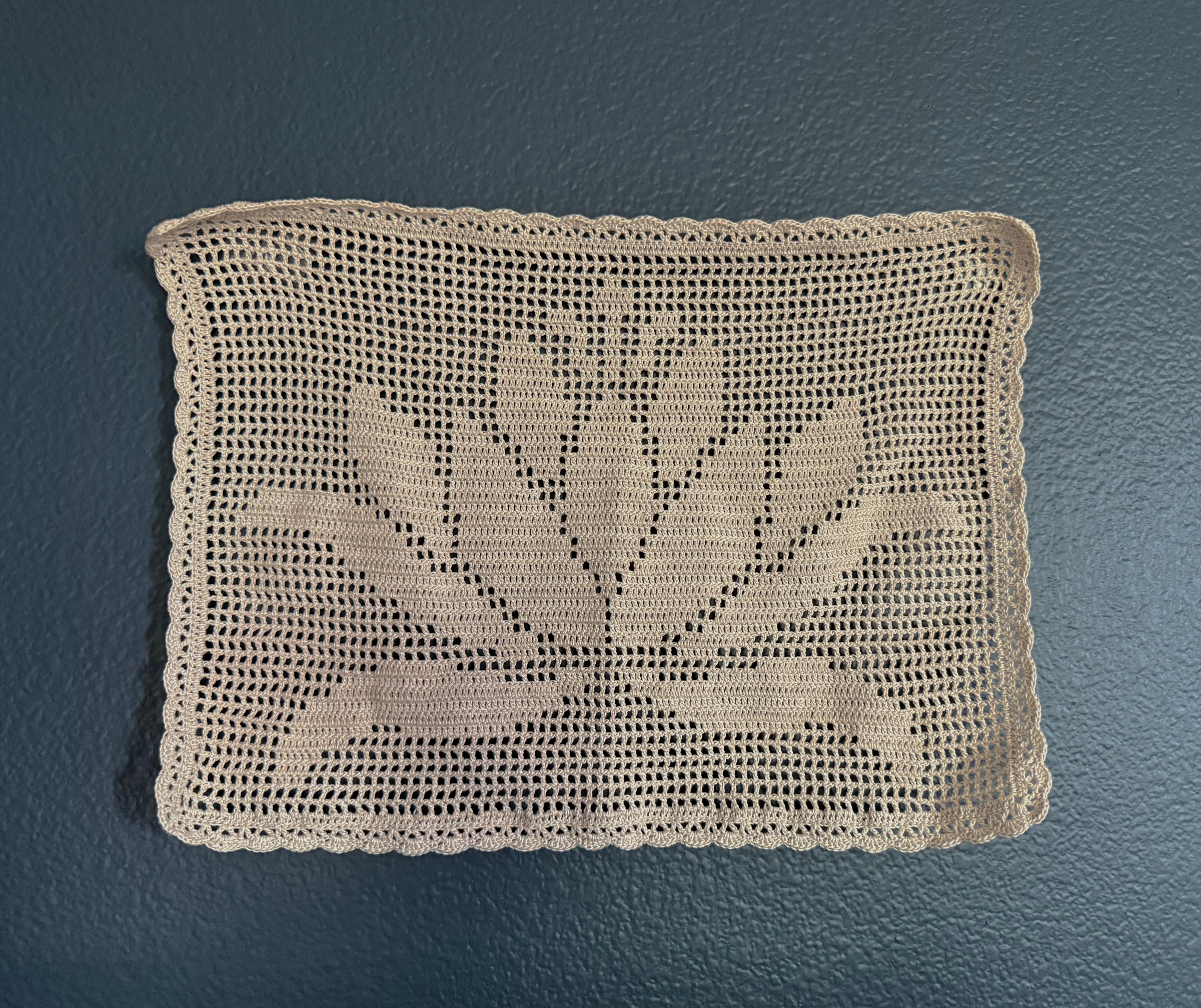 Filet Crochet Lotus Chart (free) – guppy crochet