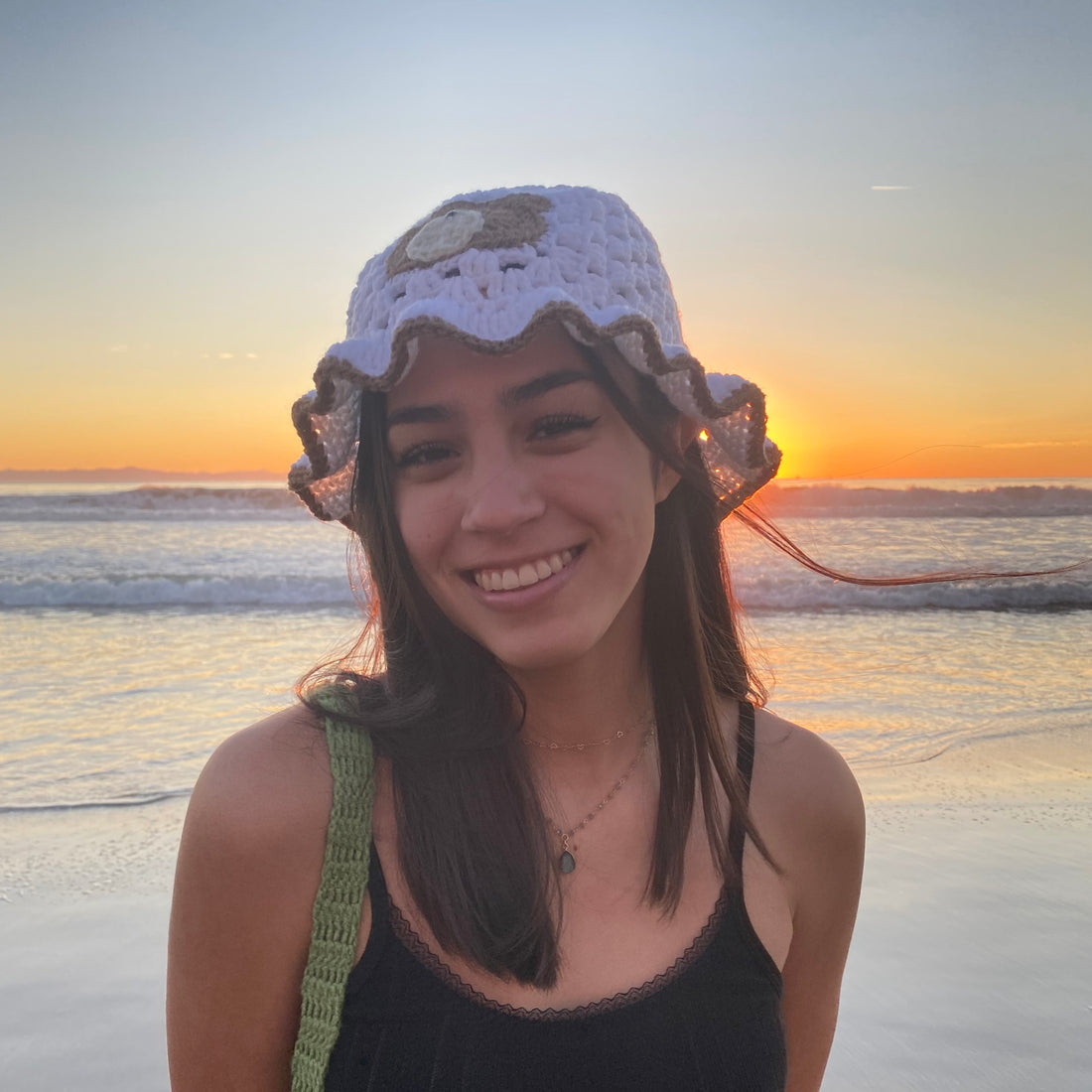 White Teddy Hat – guppy crochet